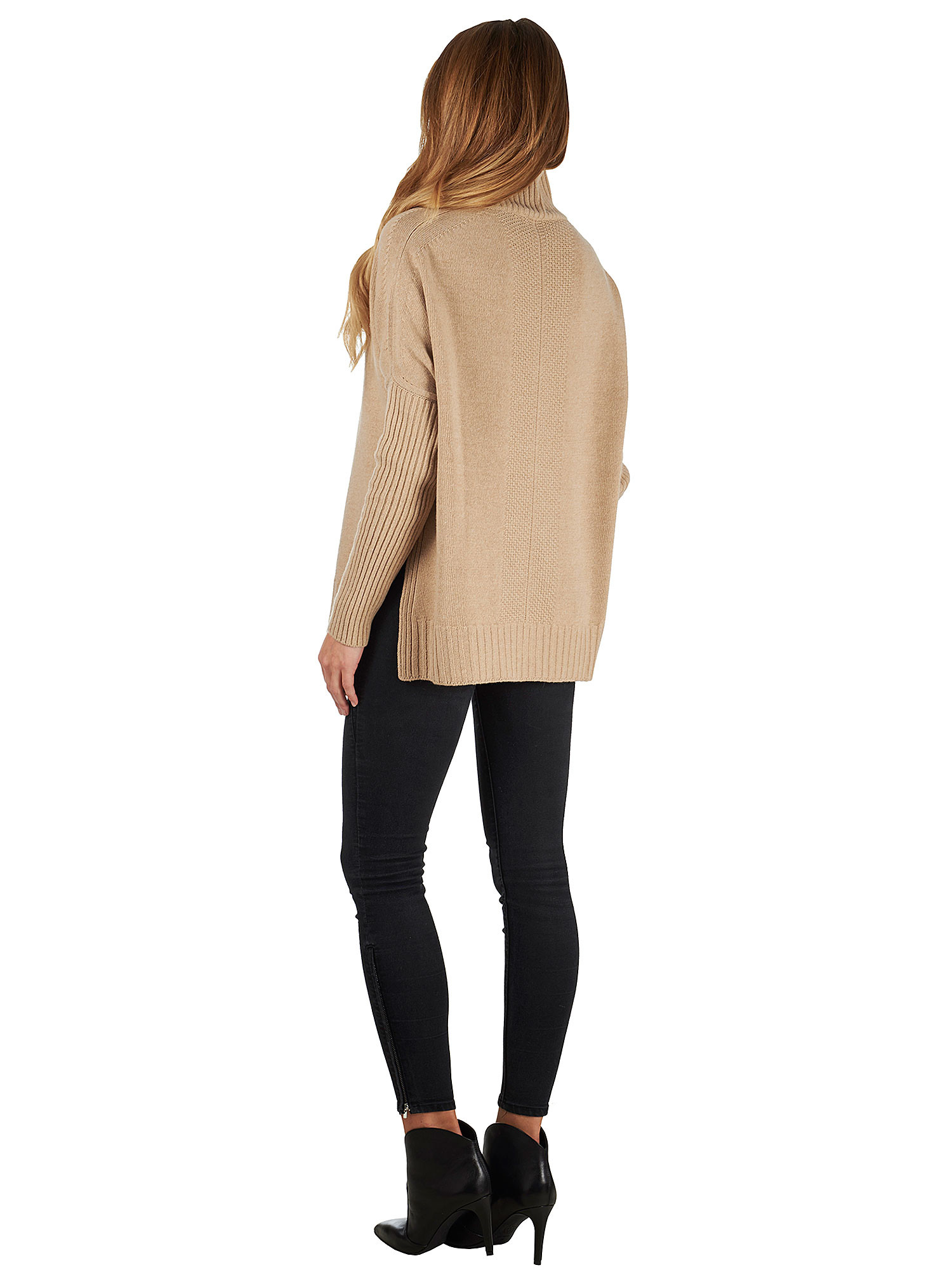 Beige merino wool sweater for women with turtleneck Mariani