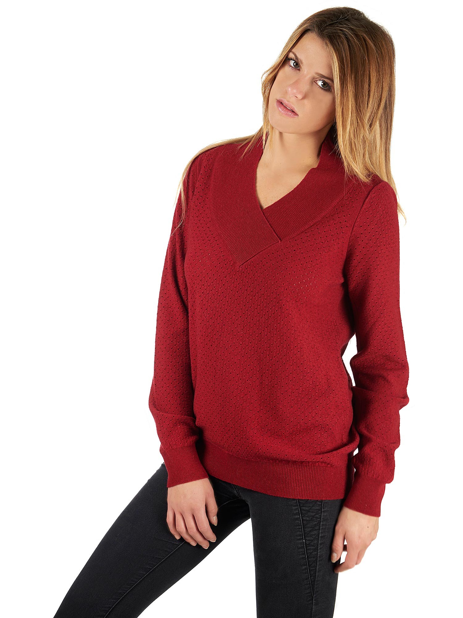 Pull rouge pour les femmes laine mérinos et cachemire col V Made in Italy