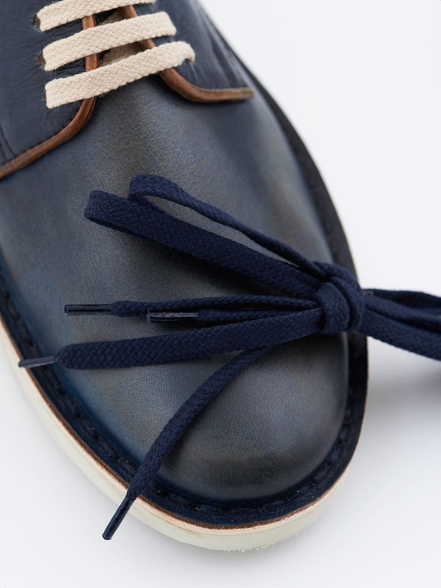 Wally Walker - Scarpa derby blu con lacci